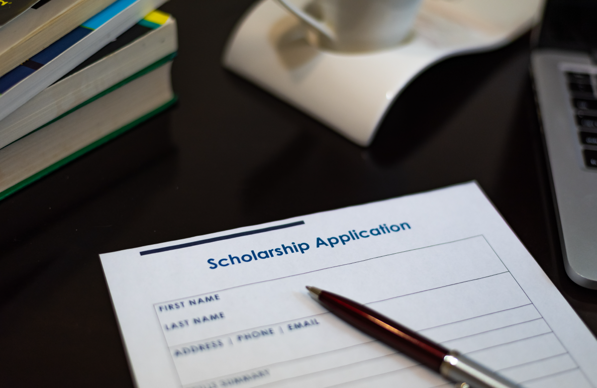 How to Complete Your Scholarship Application on Time